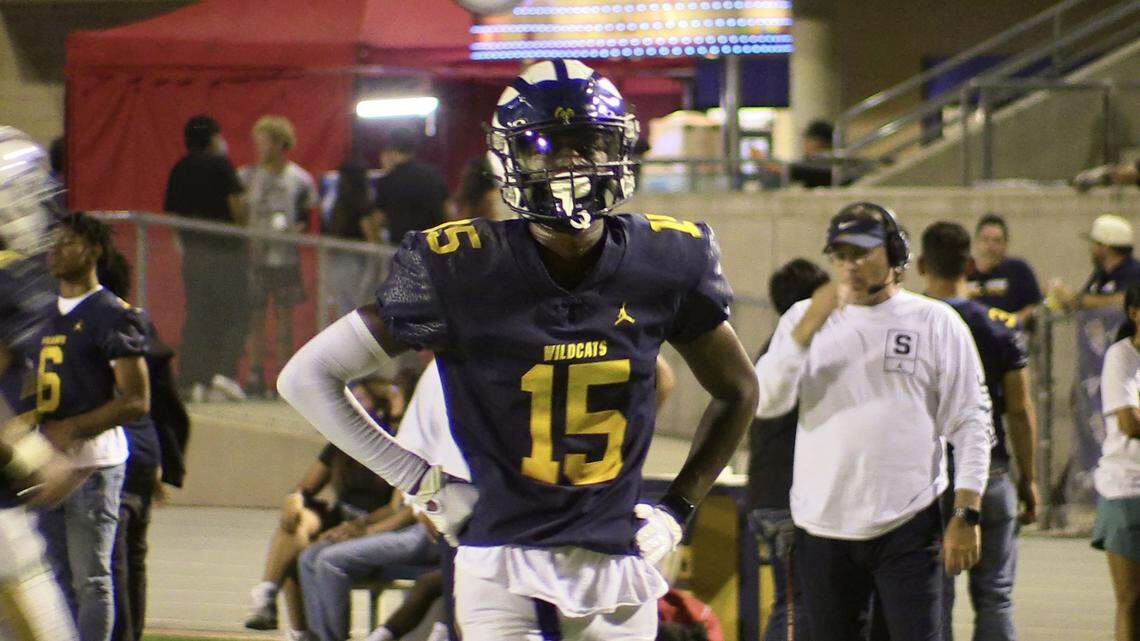 Is prep football player CJ Jones at Memorial or Sunnyside? | Fresno Bee