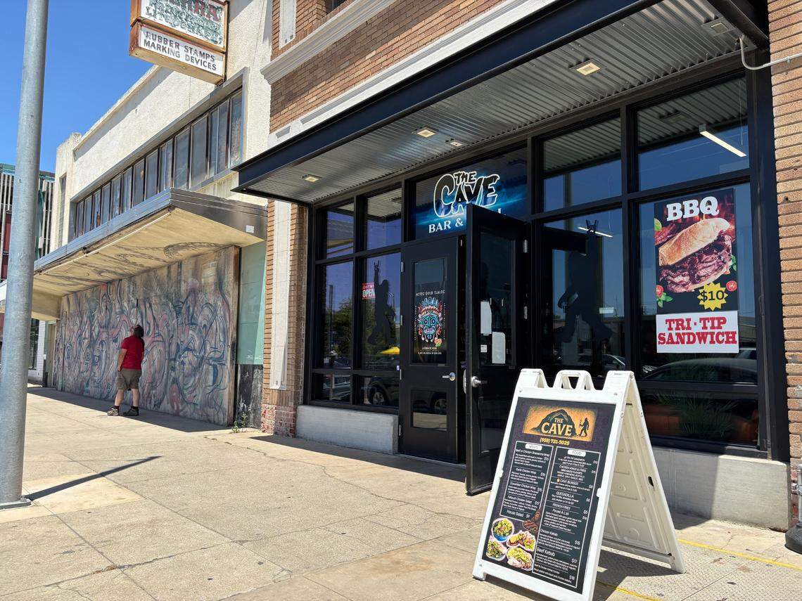 New bars, live music, and dining in downtown Fresno | Fresno Bee