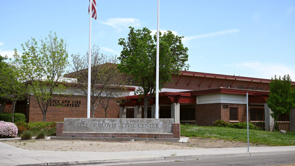 Clovis City Council approves fee increases for 2026 | Fresno Bee
