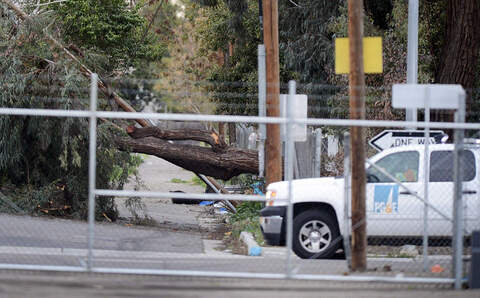 Windy May brings unusually cool weather to Fresno | Fresno Bee