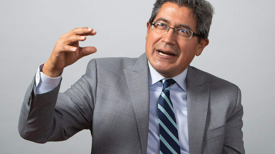 Fresno State alum among NYT reporters behind Cesar Chavez probe ...