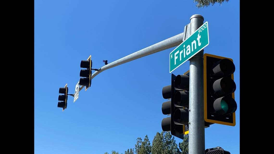 Fresno’s Friant Roulette is an intersection to many crashes | Fresno Bee