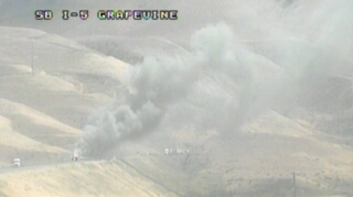 Interstate 5 at Grapevine delays after big rig crash, fires | Fresno Bee