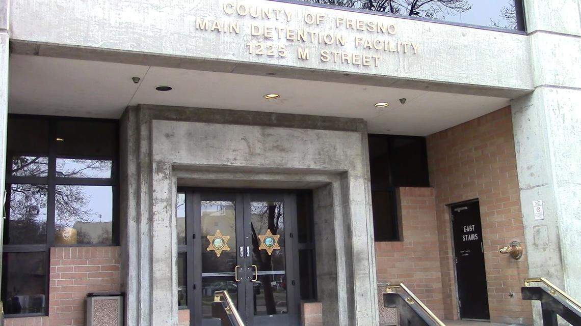 Inmate dies in Fresno County Jail altercation, sheriff says | Fresno Bee