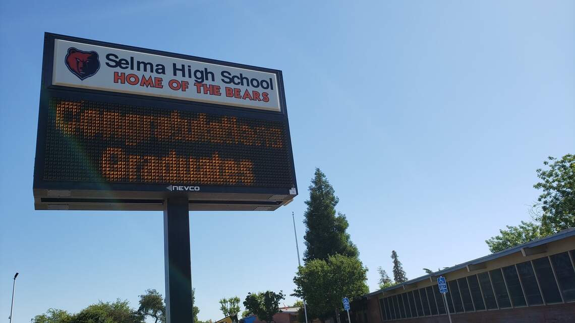 Selma CA teachers push back against staff and budget cuts | Fresno Bee