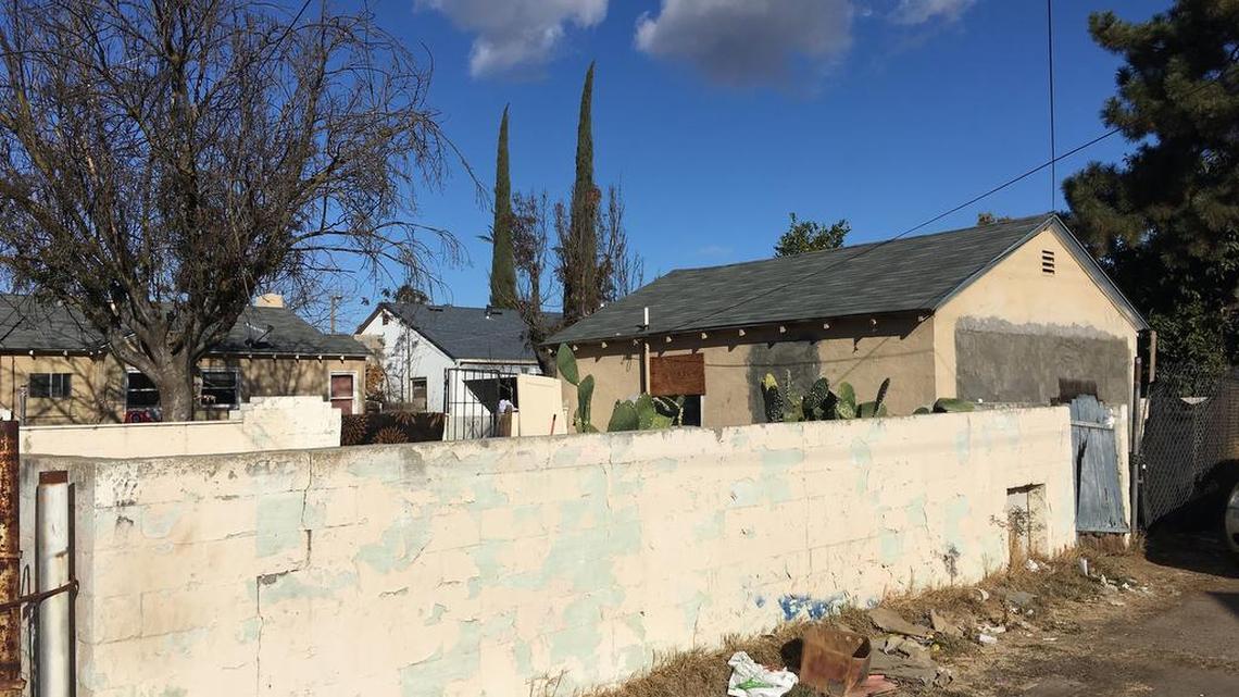 Fresno rate of extreme poverty No. 2 in U.S., report says | Fresno Bee